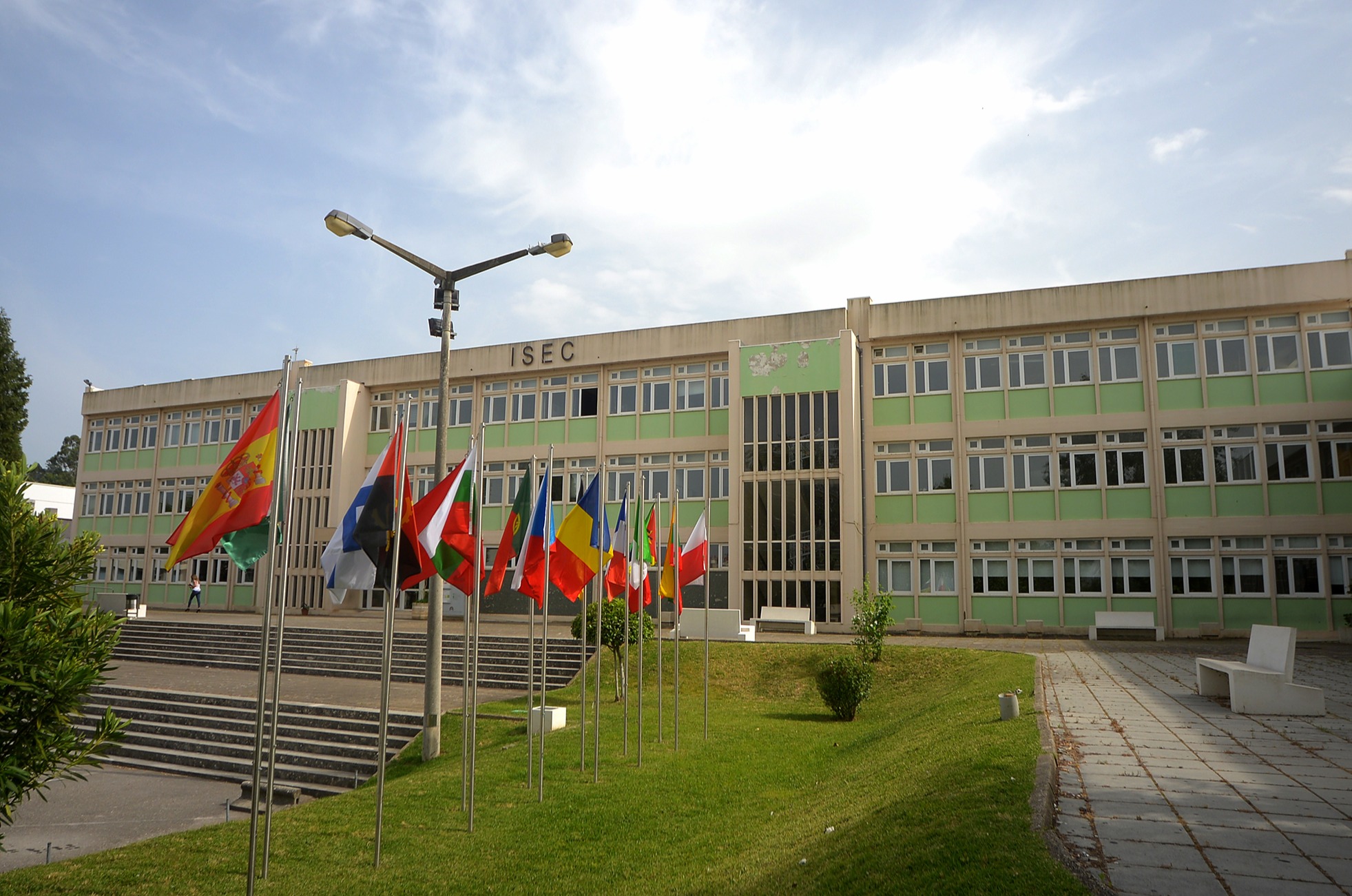 Ensino no ISEC prepara os engenheiros para liderarem empresas e ...
